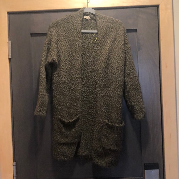 debut | Sweaters | Textured Green Sweater | Poshmark